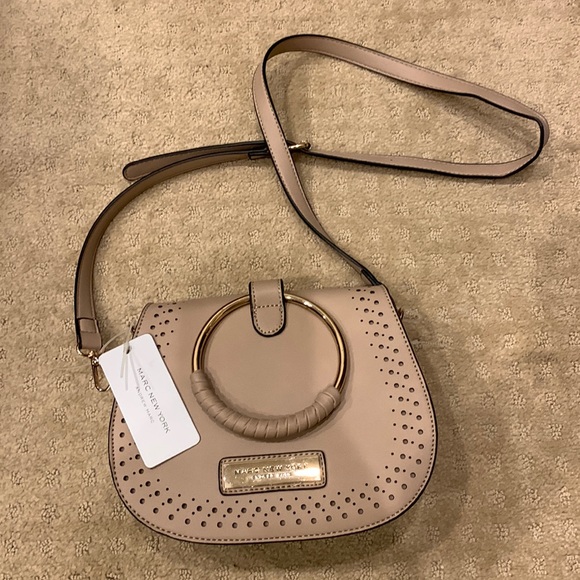Marc New York | Bags | Marc New York Andrew Marc Crossbody Purse Cream ...